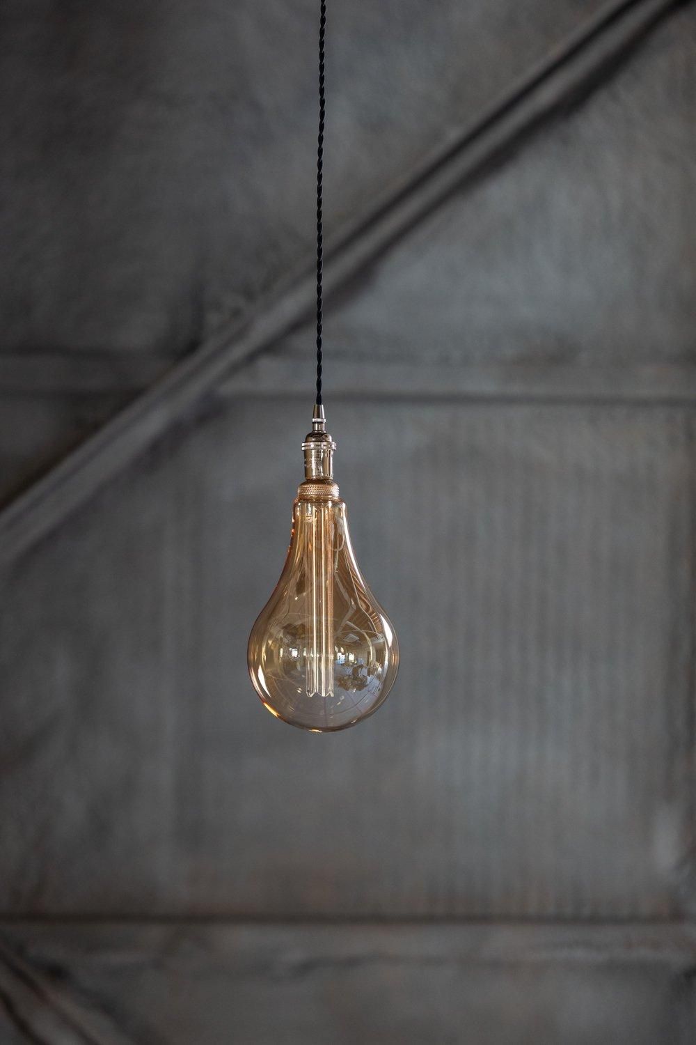 Socket Light E26 | ビンテージスタイル - 3BAN SOKO オンラインショップ